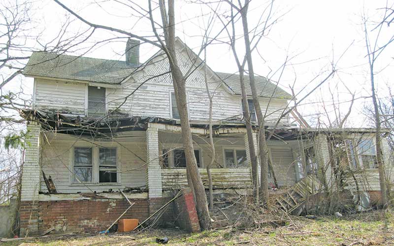 Town to condemn house on East Main | The Franklin Press, Franklin ...