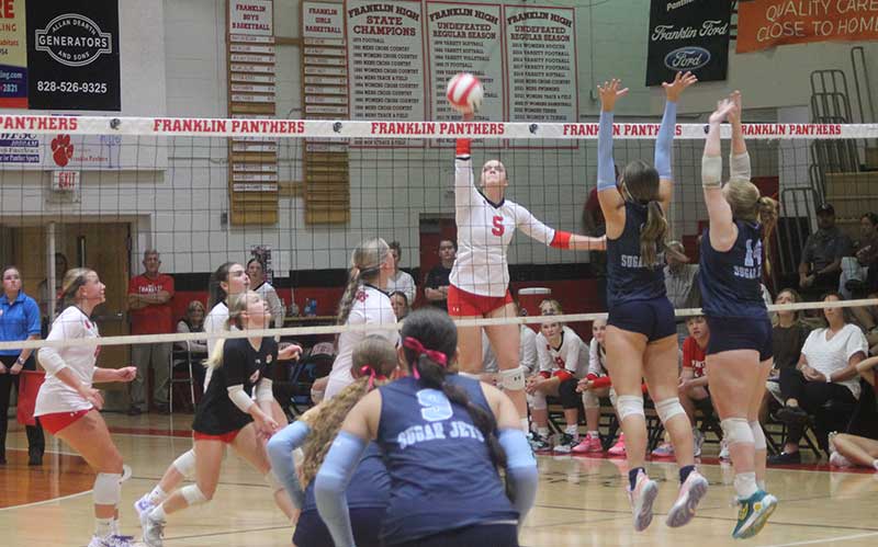 Volleyball makes history with 27 wins | The Franklin Press, Franklin ...